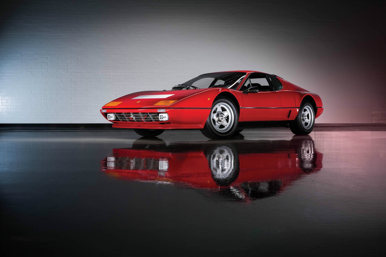 Coleção de Ferrari vai a leilão; modelo de 1961 vale US$ 10 milhões ...